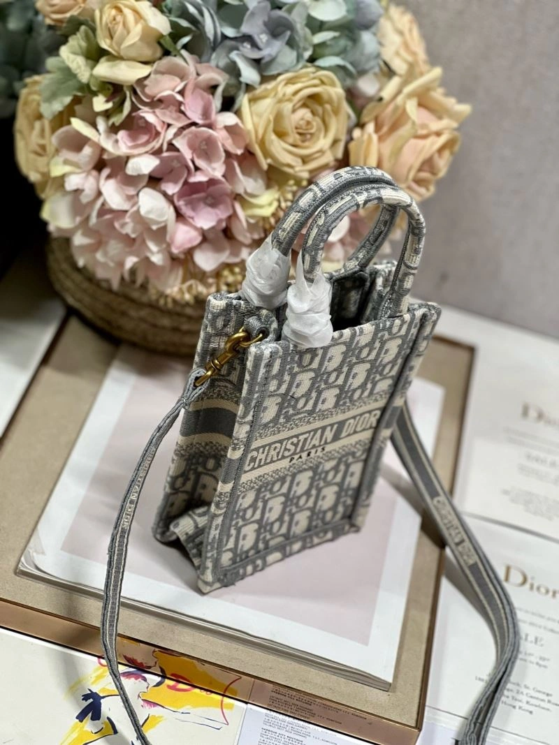 Legit Christian Dior Shopping Bags