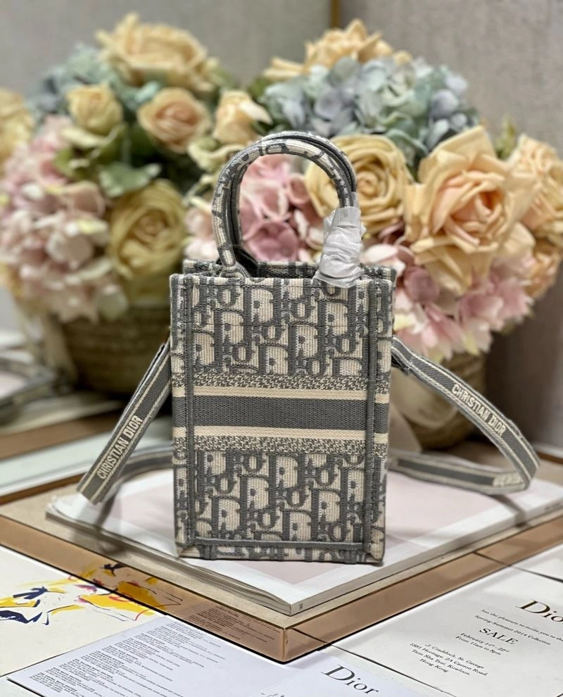 Legit Christian Dior Shopping Bags