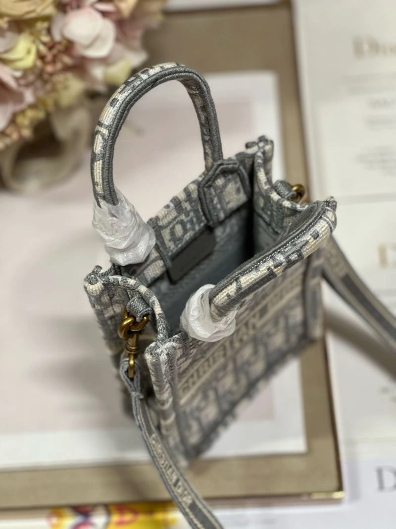 Legit Christian Dior Shopping Bags