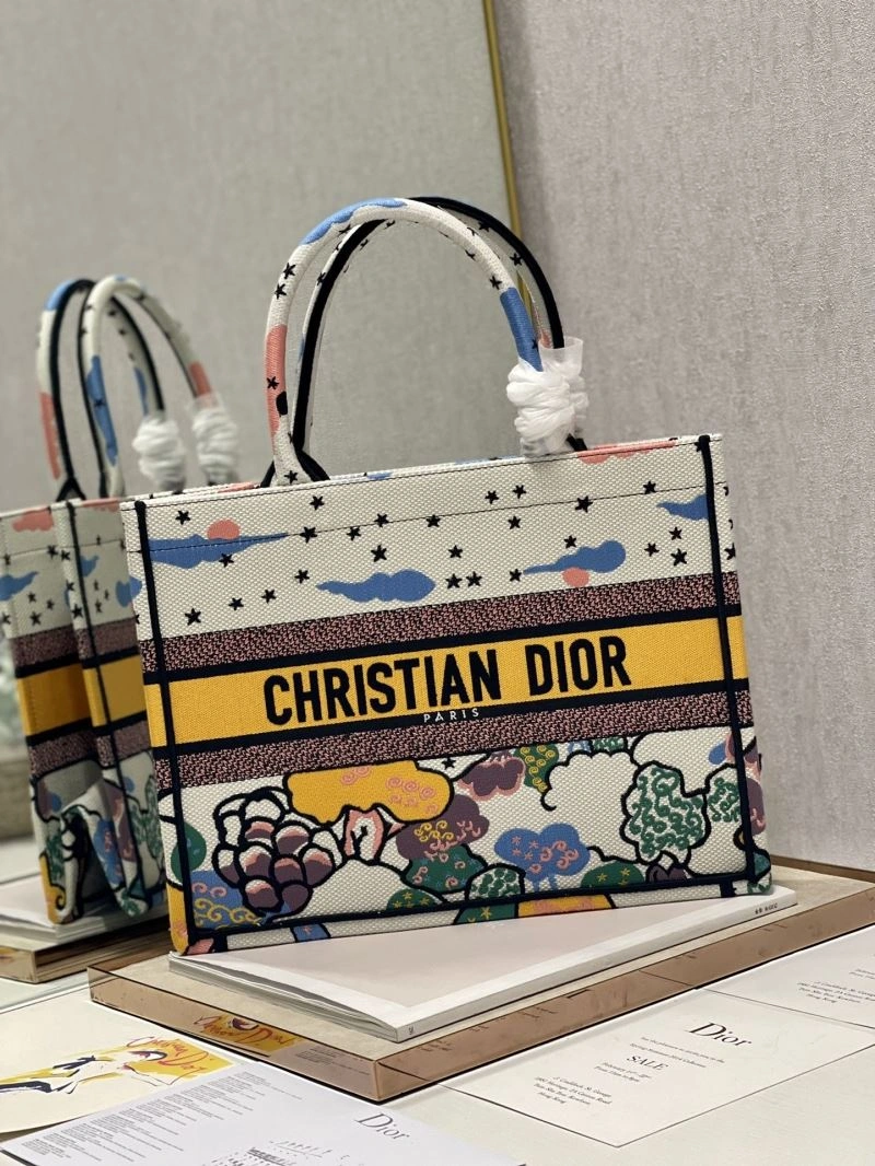 Cut-rate Christian Dior Shopping Bags