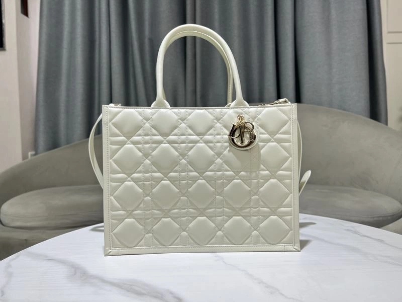 Mirror quality Christian Dior Shopping Bags