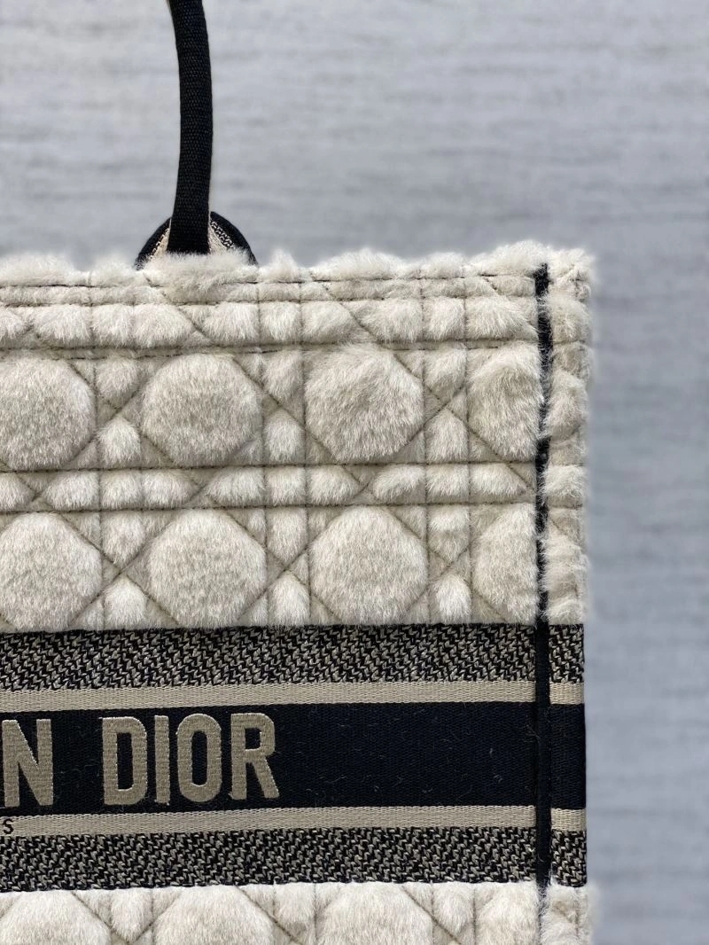 Bargain Christian Dior Shopping Bags