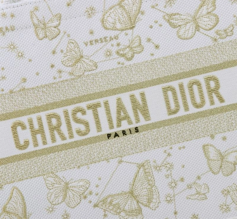 Reasonably priced Christian Dior Shopping Bags