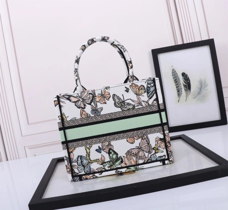 Inexpensive Christian Dior Shopping Bags