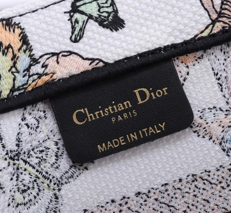 Inexpensive Christian Dior Shopping Bags