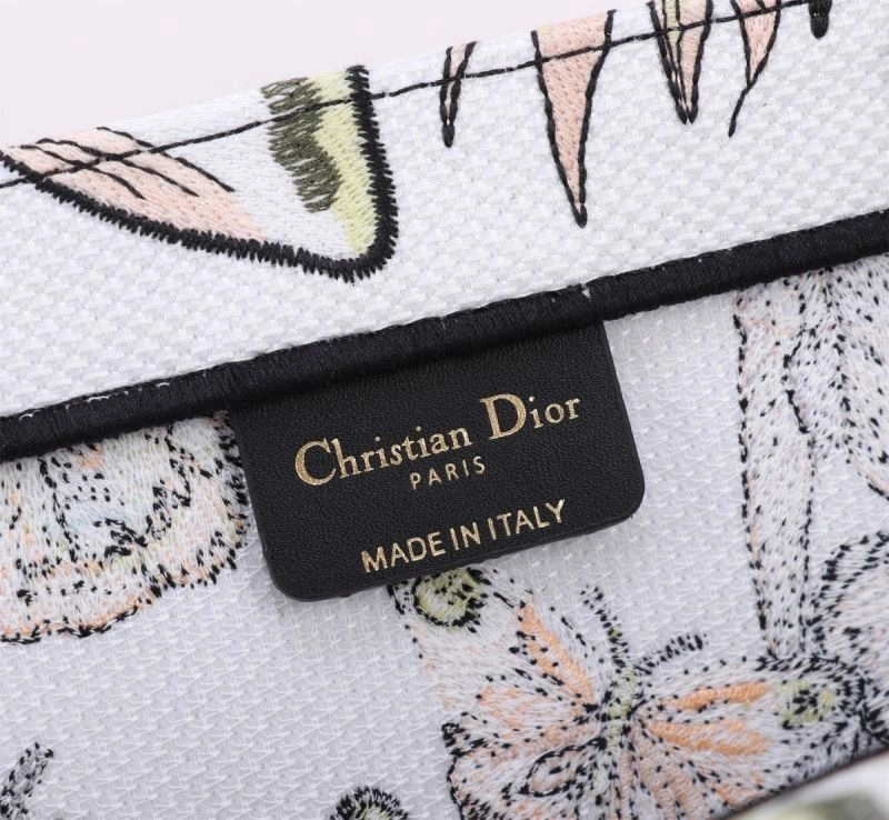 Top match Christian Dior Shopping Bags