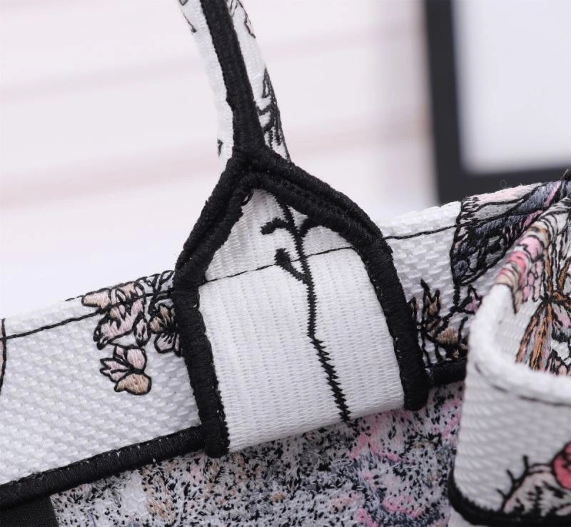 Discounted Christian Dior Shopping Bags