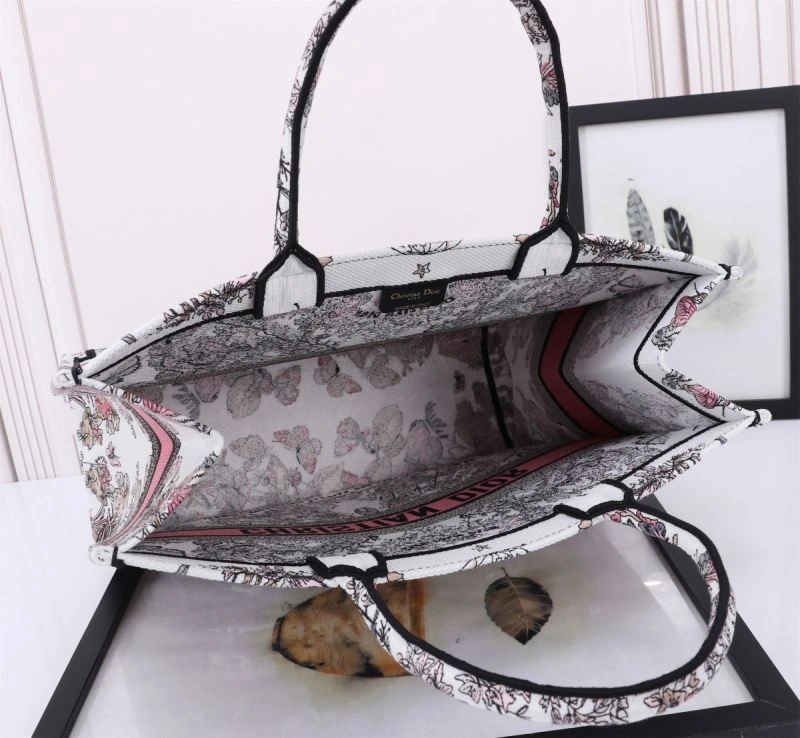 Exact replica Christian Dior Shopping Bags