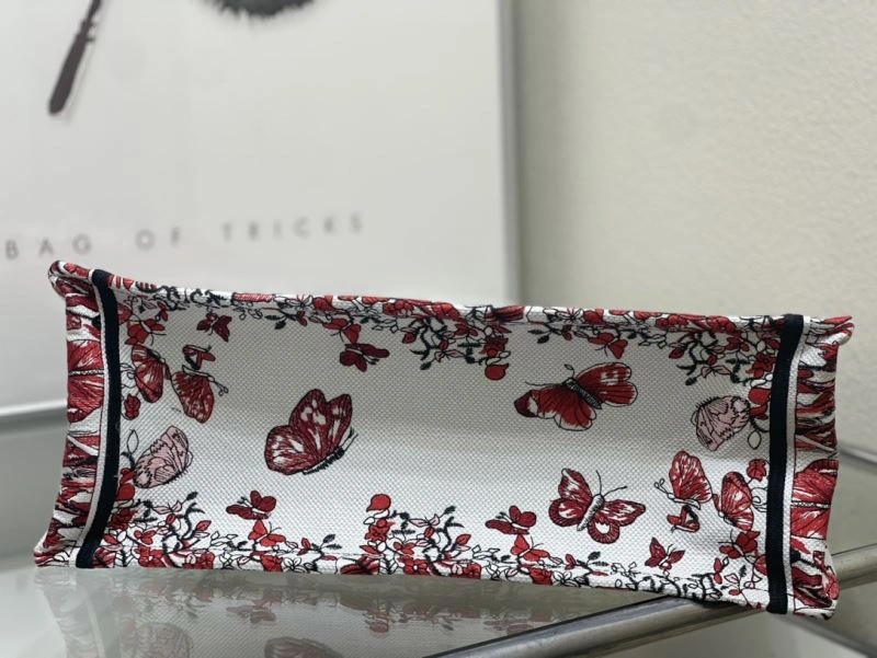 Value-priced Christian Dior Shopping Bags