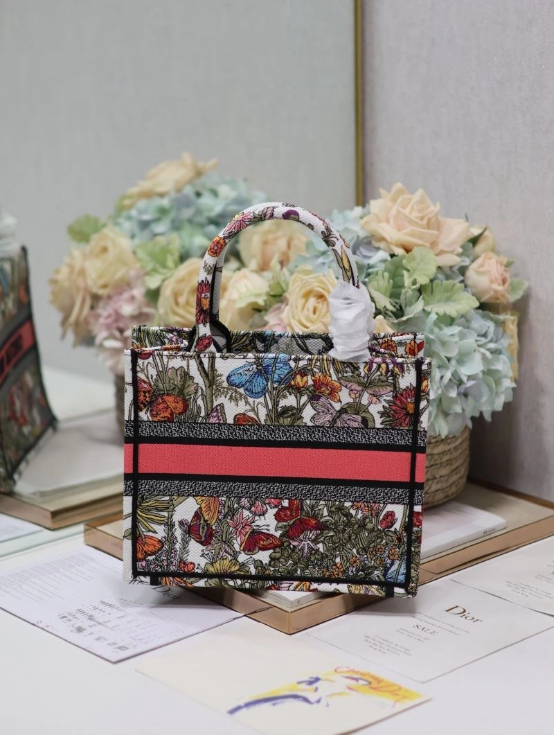 Cut-rate Christian Dior Shopping Bags