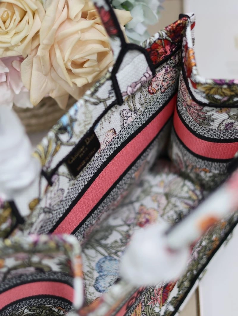 Cut-rate Christian Dior Shopping Bags