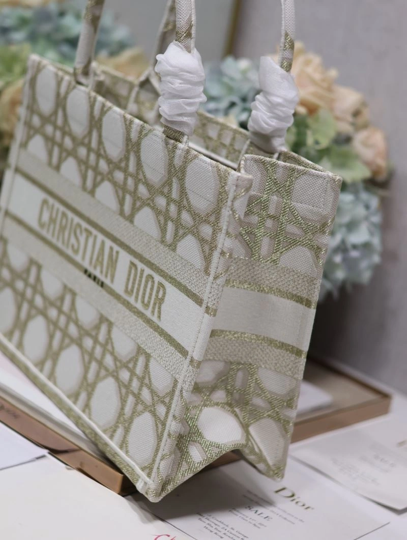 Inexpensive Christian Dior Shopping Bags