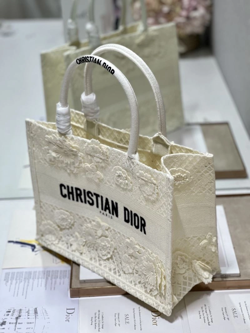 Inexpensive Christian Dior Shopping Bags