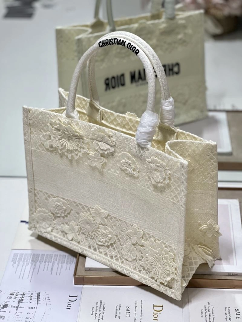 Inexpensive Christian Dior Shopping Bags
