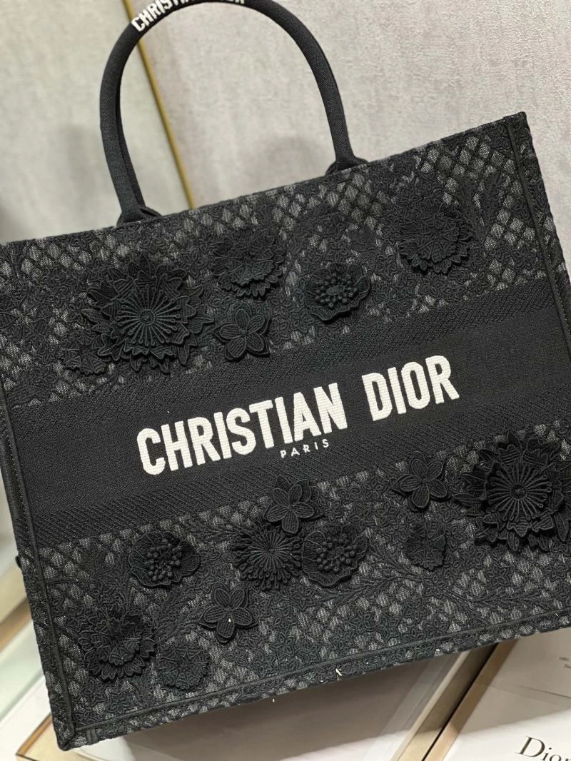 Top match Christian Dior Shopping Bags