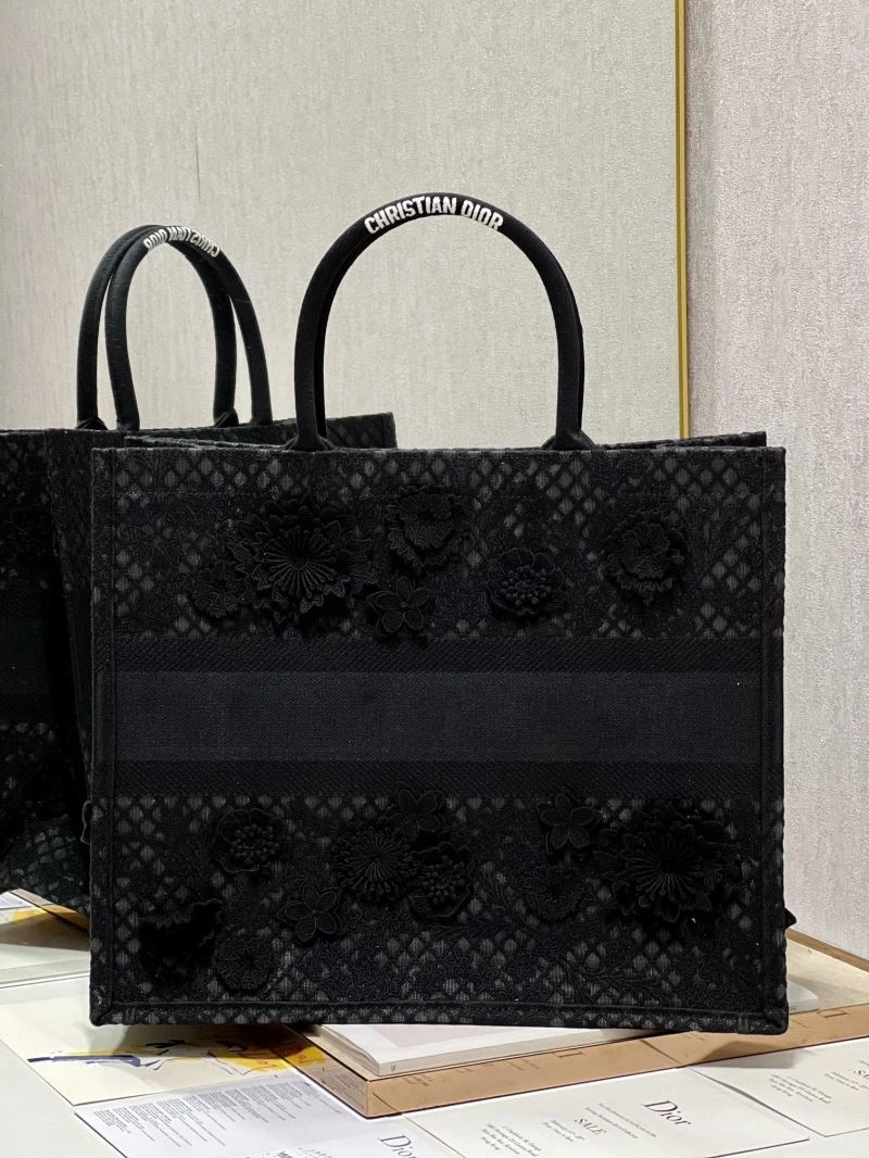 Top match Christian Dior Shopping Bags