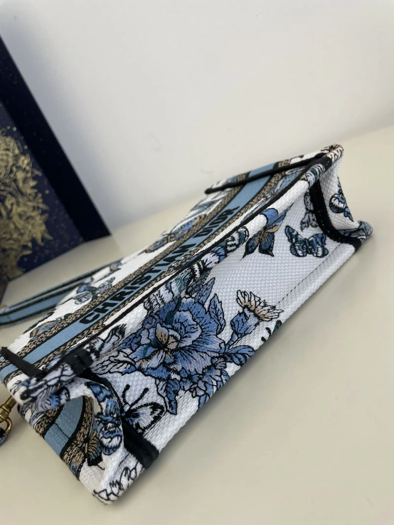 Bargain Christian Dior Shopping Bags