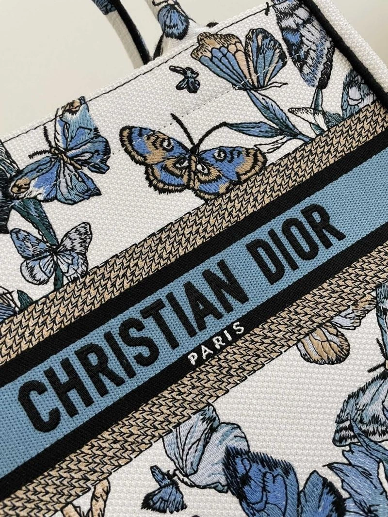 Reasonably priced Christian Dior Shopping Bags