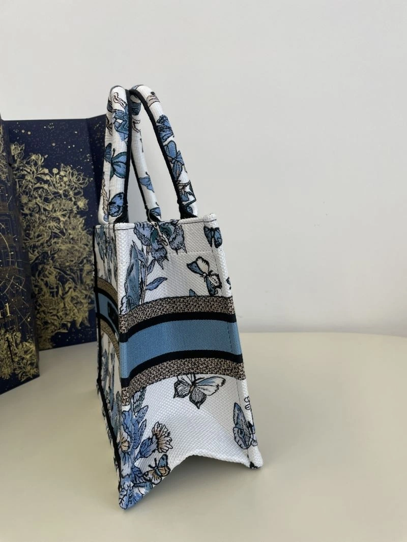 Reasonably priced Christian Dior Shopping Bags