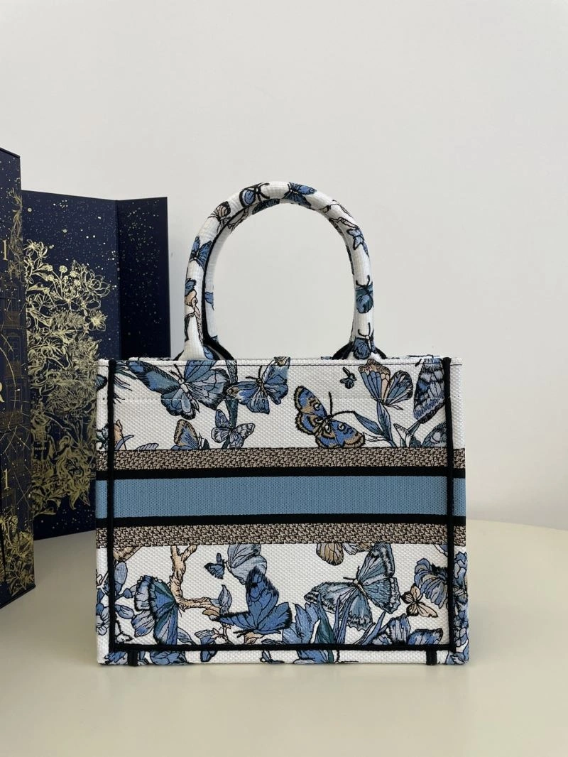 Reasonably priced Christian Dior Shopping Bags