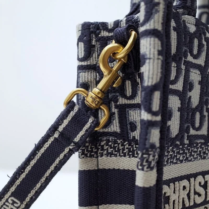 Inexpensive Christian Dior Shopping Bags