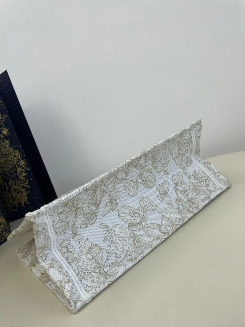Indistinguishable Christian Dior Shopping Bags