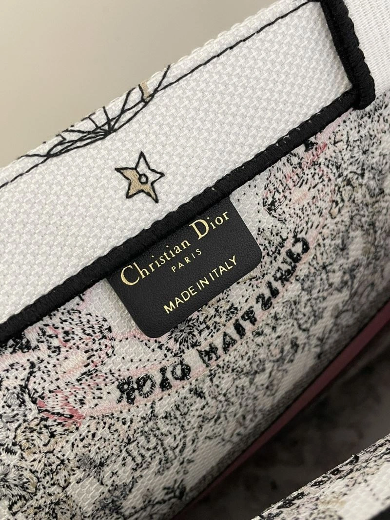 Inexpensive Christian Dior Shopping Bags