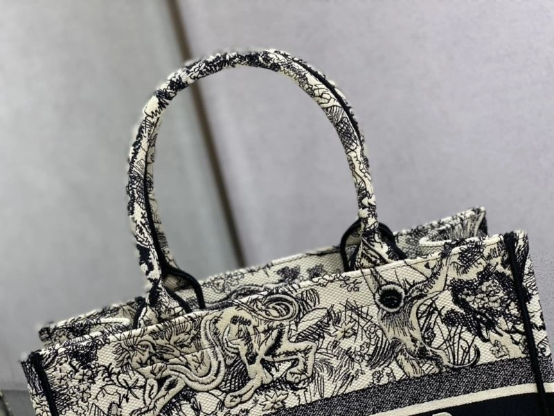 Legit Christian Dior Shopping Bags