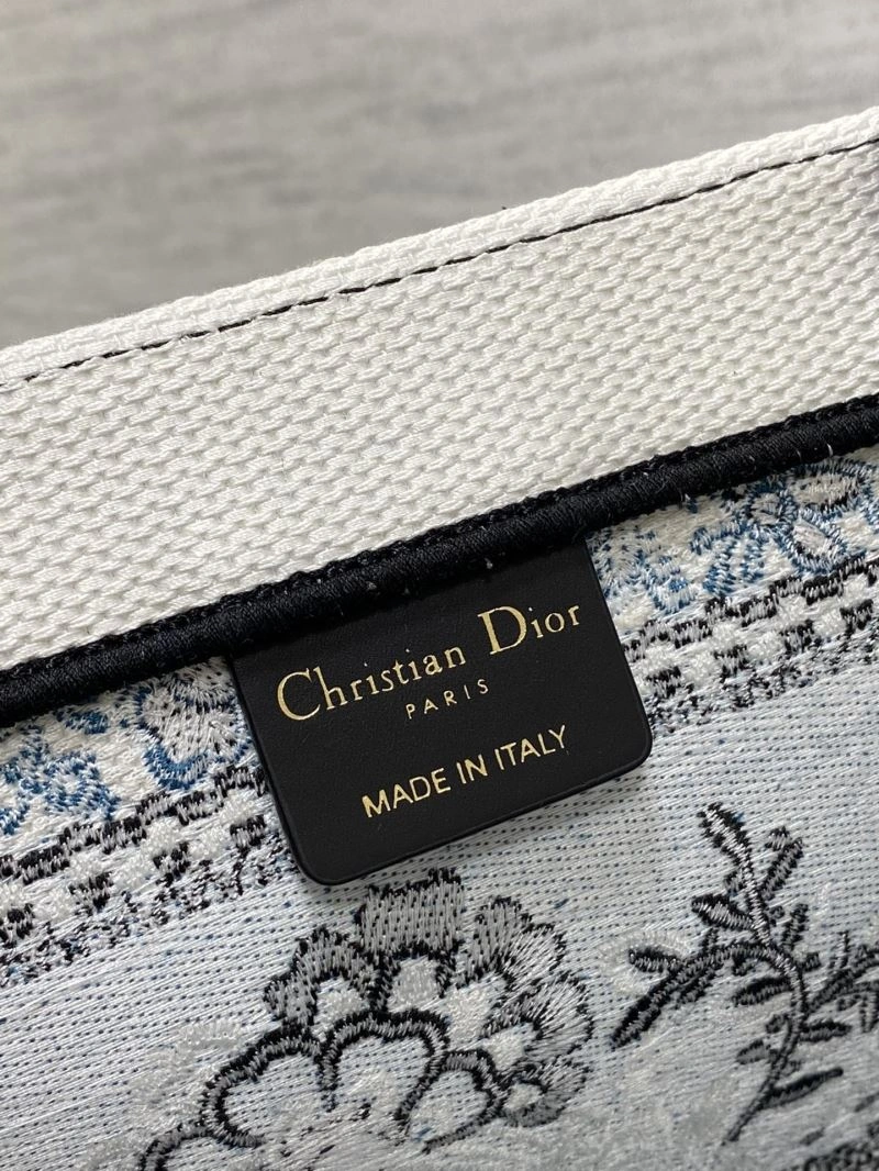 Economical Christian Dior Shopping Bags