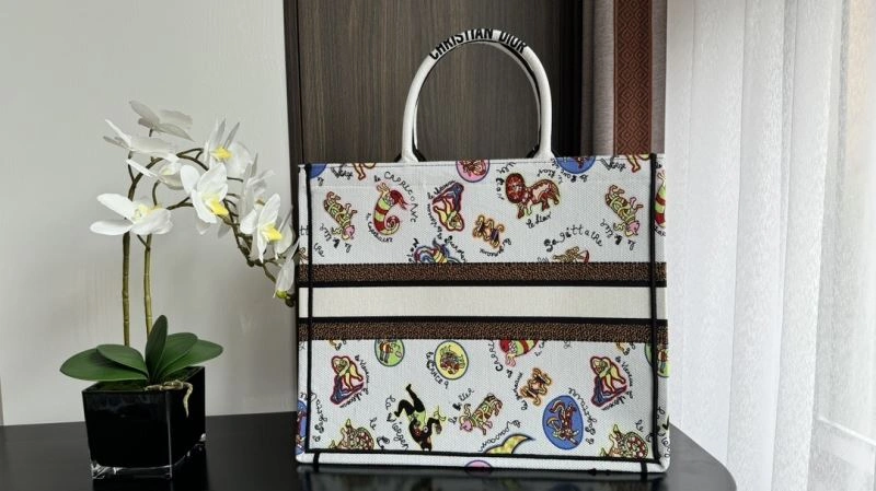 Top mirror Christian Dior Shopping Bags