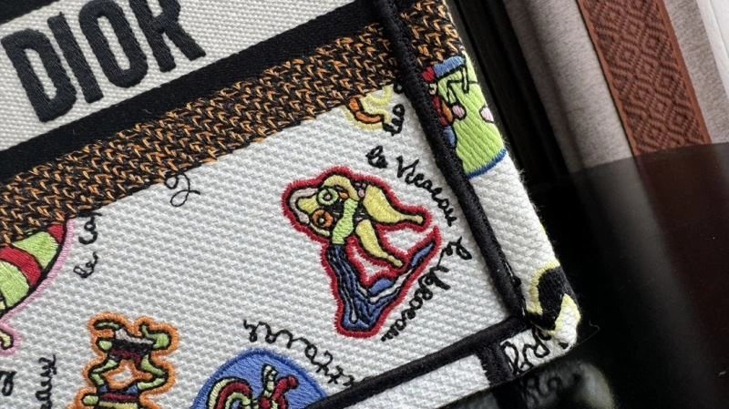 Value-priced Christian Dior Shopping Bags