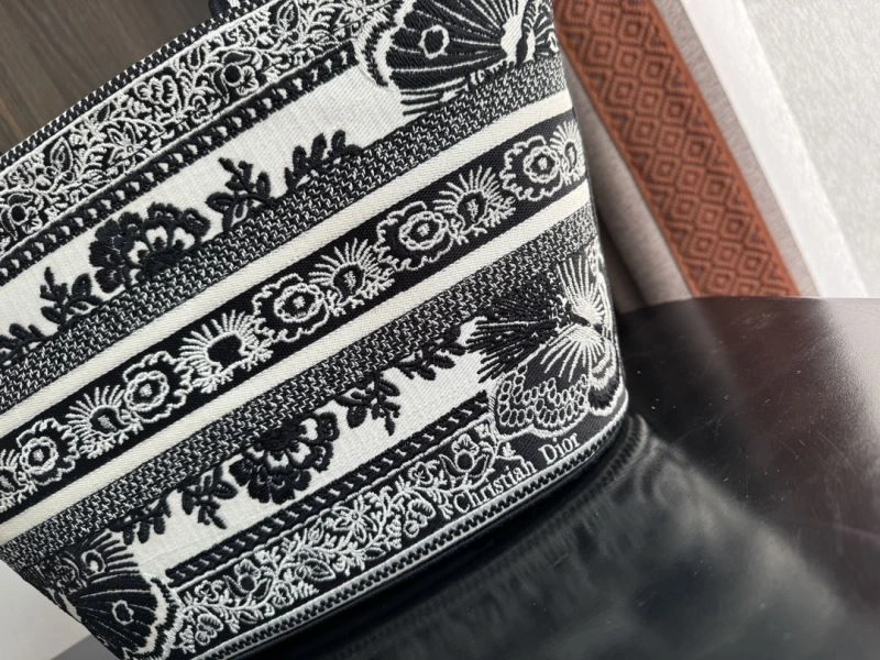 Official Christian Dior Shopping Bags