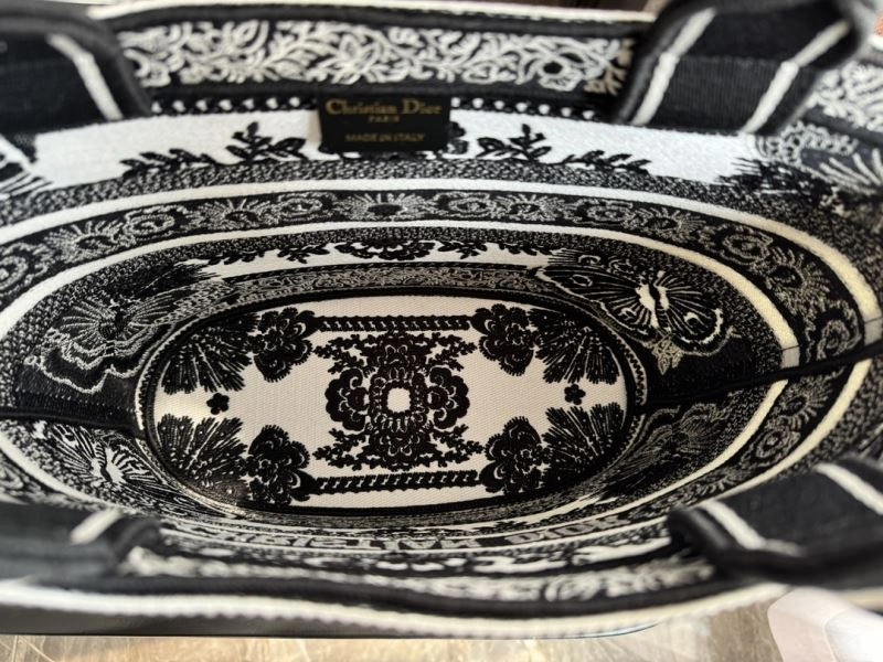 Official Christian Dior Shopping Bags