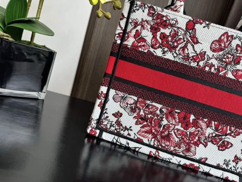 Discounted Christian Dior Shopping Bags