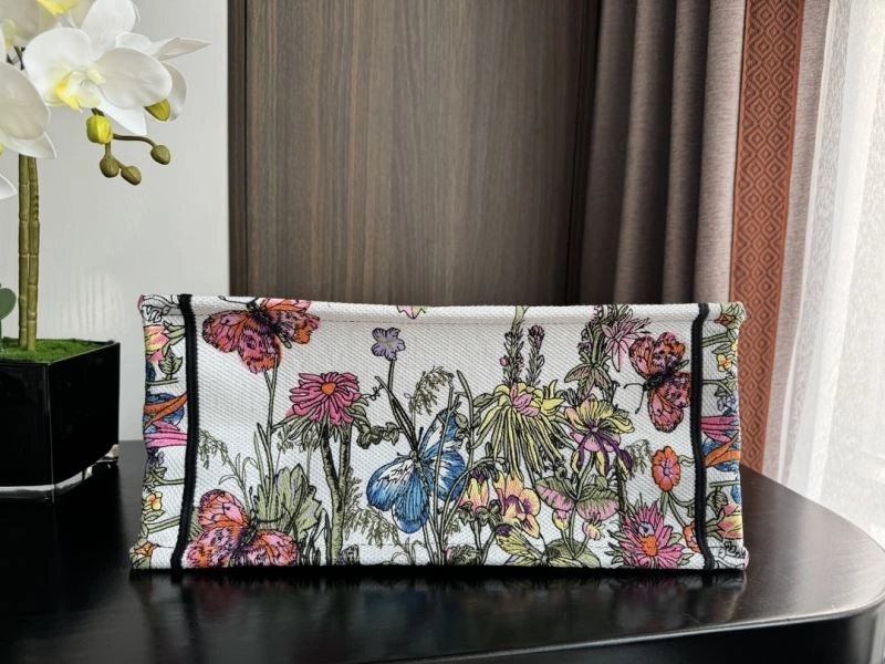 Low-cost Christian Dior Shopping Bags