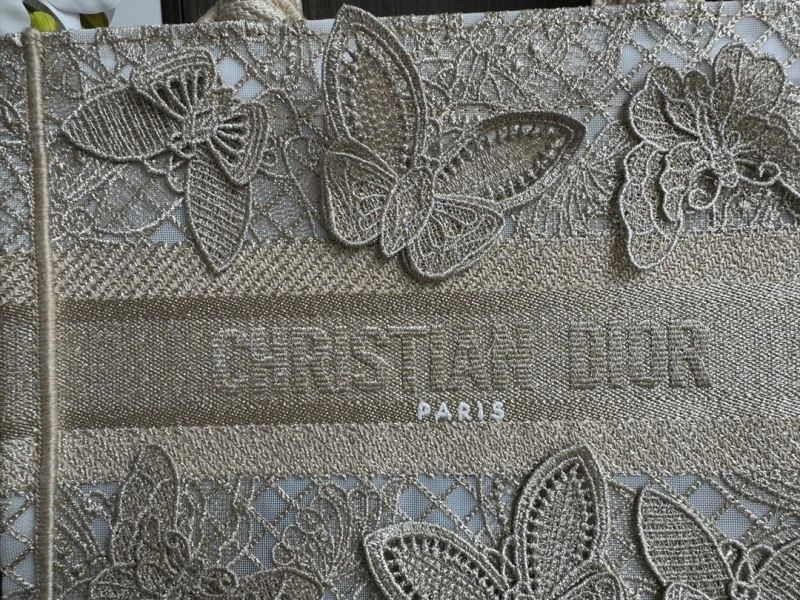 Inexpensive Christian Dior Shopping Bags