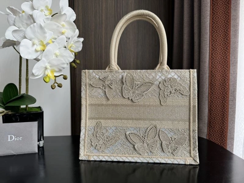 Inexpensive Christian Dior Shopping Bags