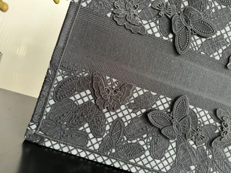 Top mirror Christian Dior Shopping Bags