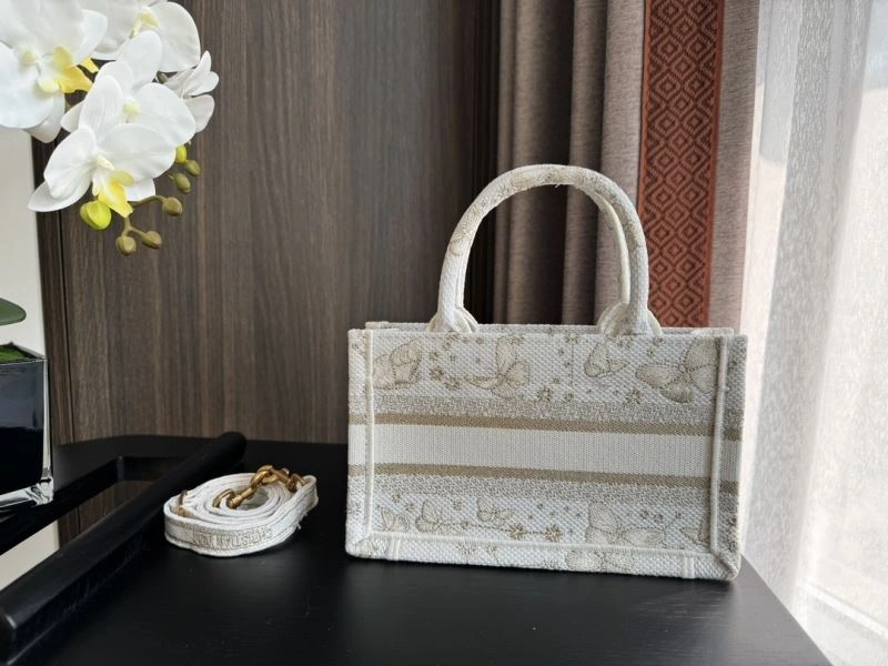 Mirror quality Christian Dior Shopping Bags