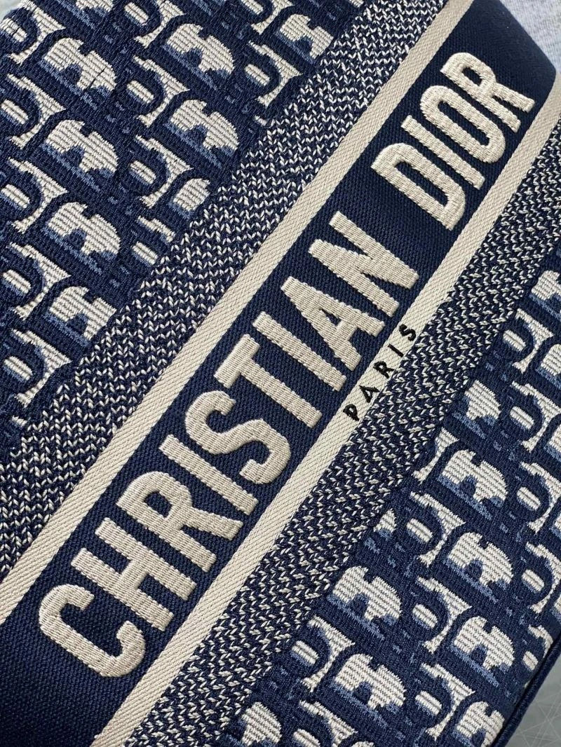 Bargain Christian Dior Shopping Bags