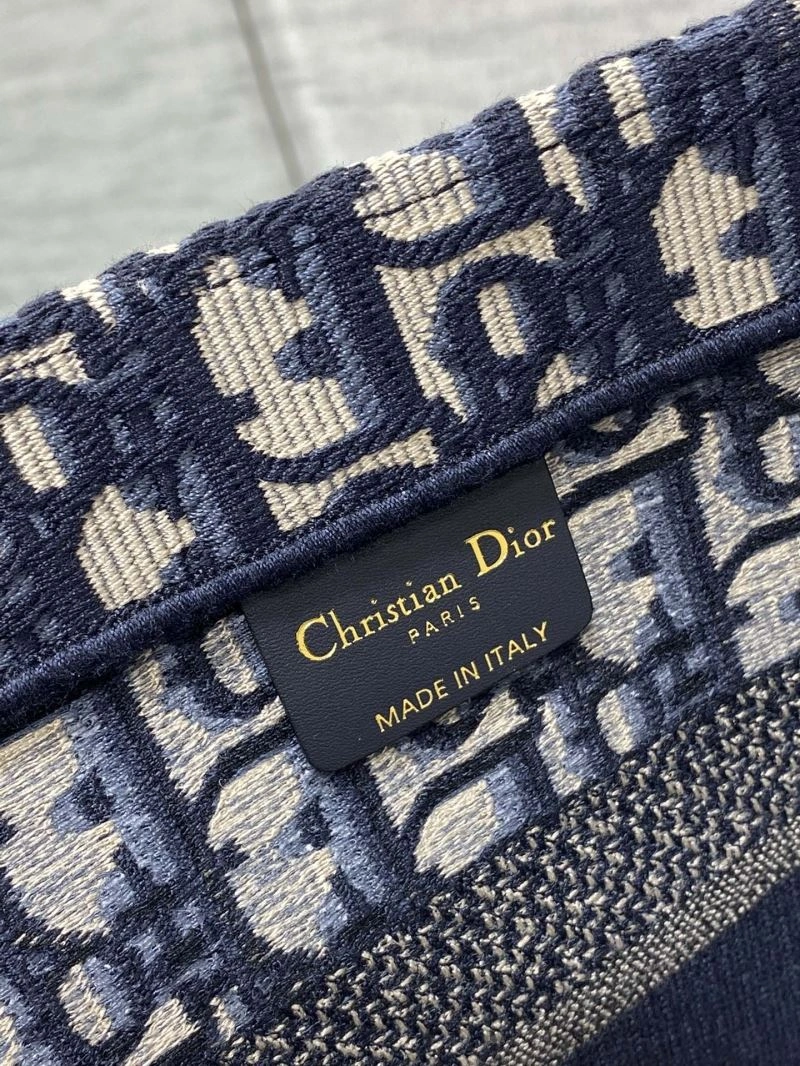Bargain Christian Dior Shopping Bags