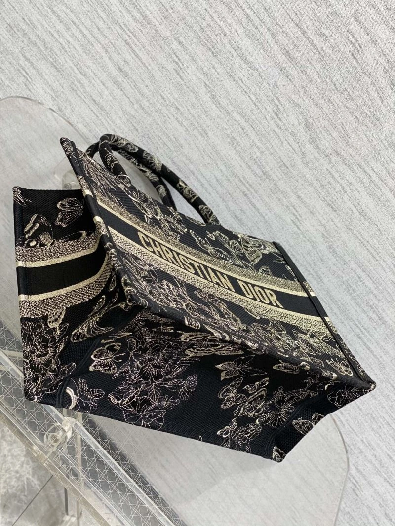 Reasonably priced Christian Dior Shopping Bags