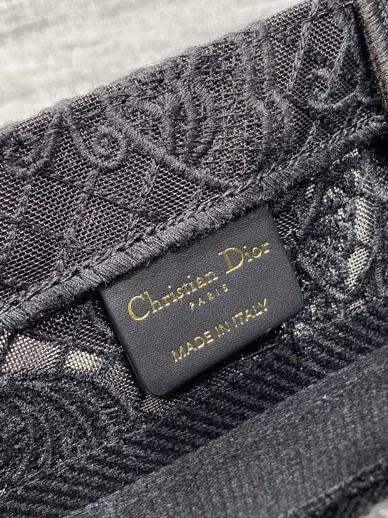 Low-cost Christian Dior Shopping Bags