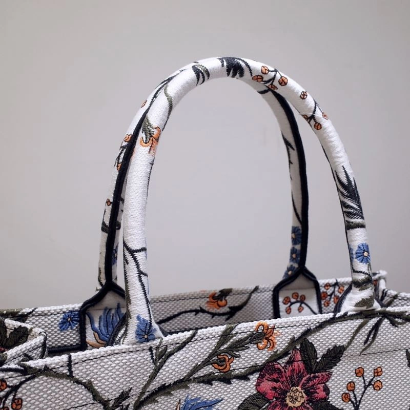 Value-priced Christian Dior Shopping Bags