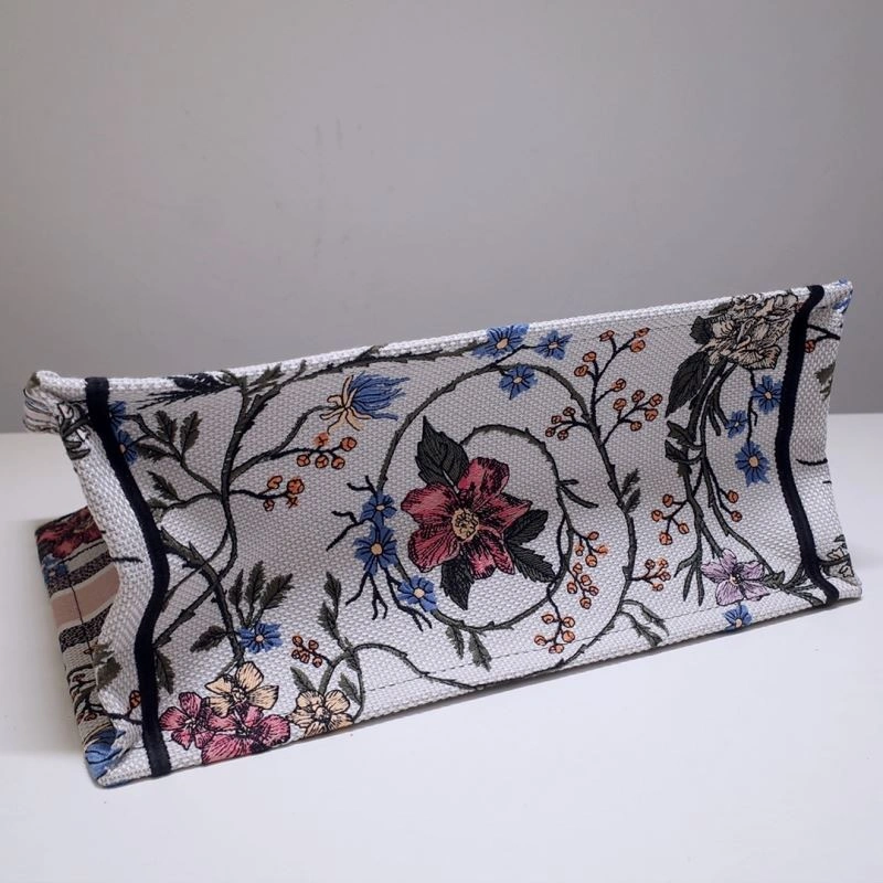 Value-priced Christian Dior Shopping Bags