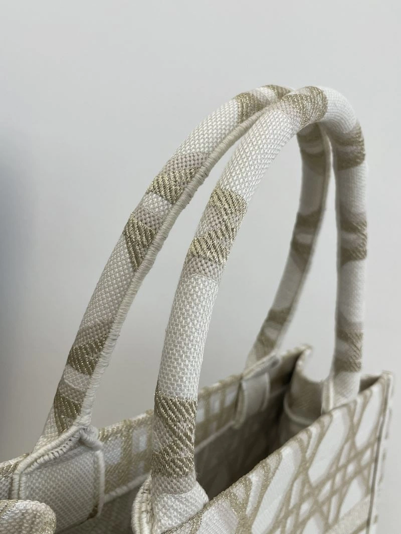 Low-cost Christian Dior Shopping Bags