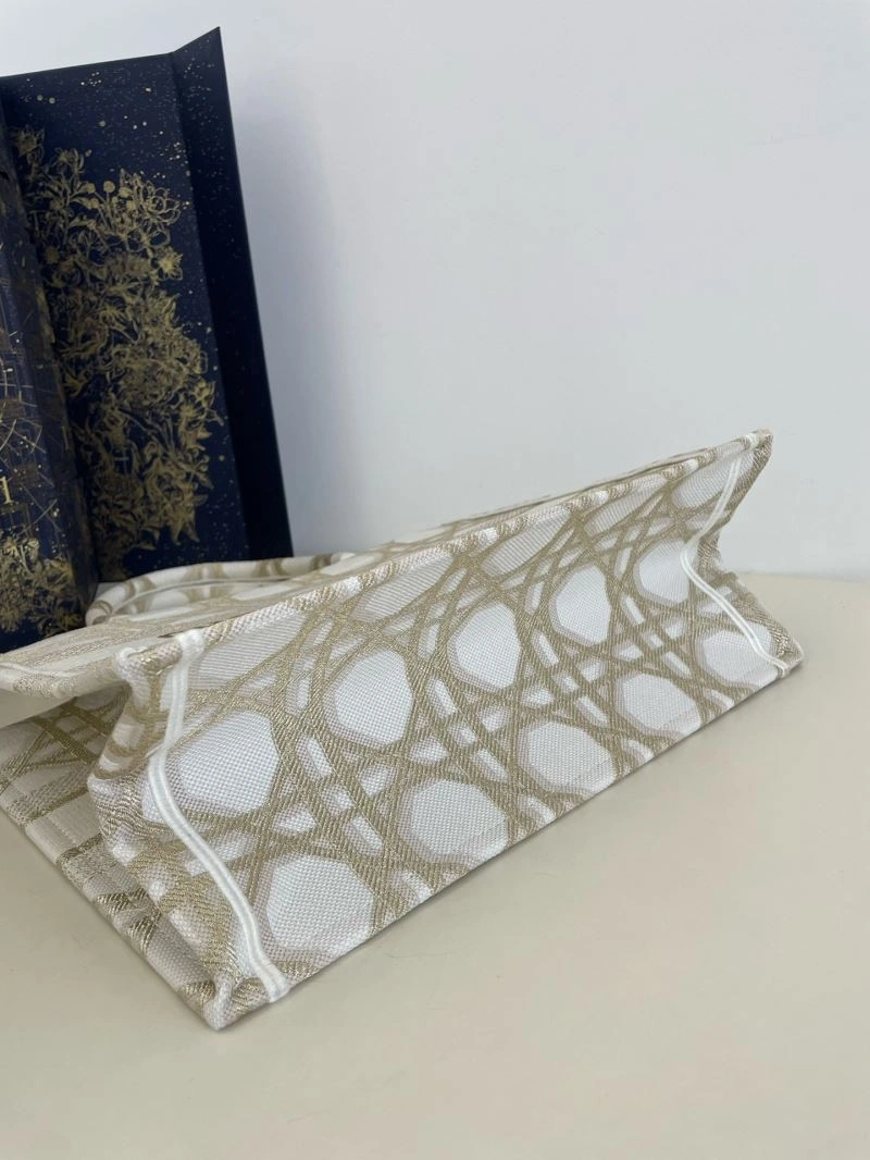 Low-cost Christian Dior Shopping Bags