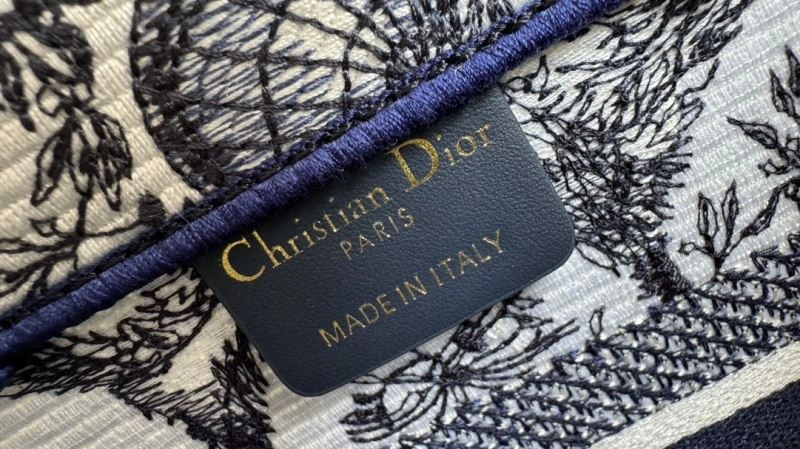 Exact replica Christian Dior Shopping Bags