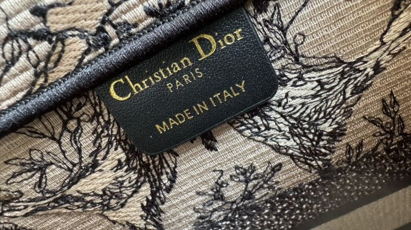 Bargain Christian Dior Shopping Bags