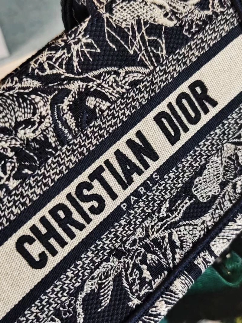 Legit Christian Dior Shopping Bags